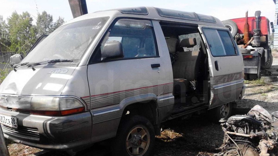 Toyota Town Ace (2G) 2.0 дизельный 1990 | 2CT, 4WD, TEMPS, Люки. на DRIVE2