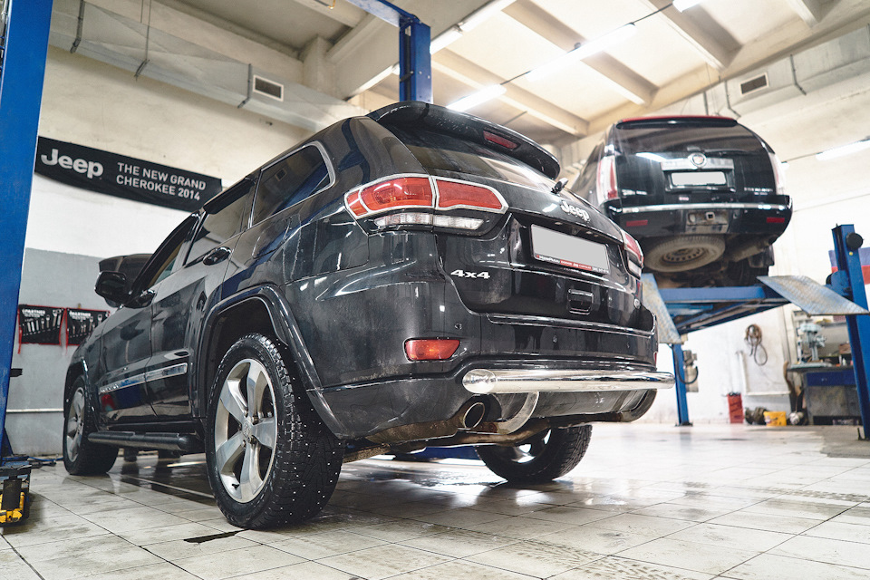 Радиатор кондиционера Jeep Grand Cherokee WK2 — Mopar plus на DRIVE2