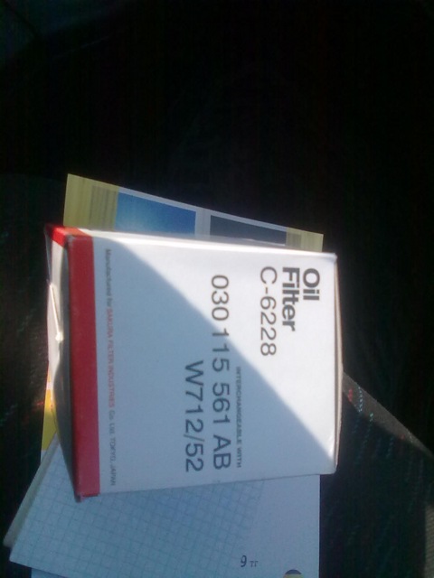 030115561AB Фильтр масляный / AUDI, VW, SEAT, SKODA 1.0-1.6 91~ VAG ...