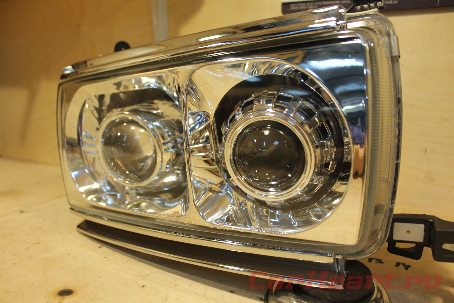 Toyota Land Cruiser 80, квадроксенон Koito Q5 и Morimoto 2.5 — CarHeart на DRIVE2