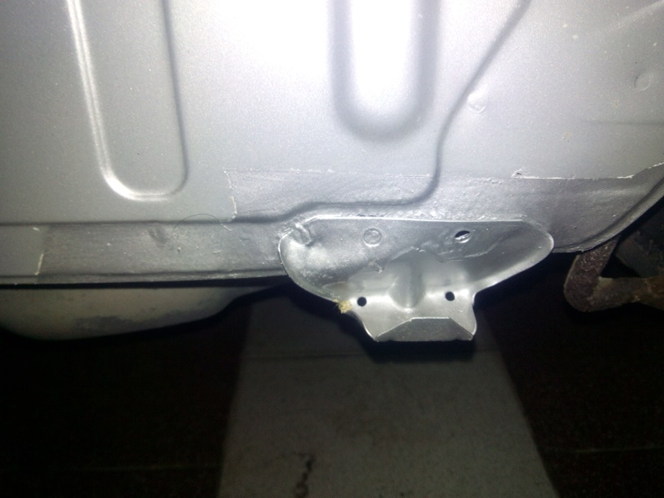 Rear bumper installed. — Nissan Primera (P11), 2 л, 1998 года ...