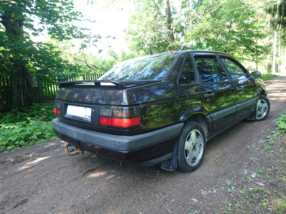Купил 15 VW Estoril или Fire and Ice… — Volkswagen Passat B3, 2 л, 1992 ...