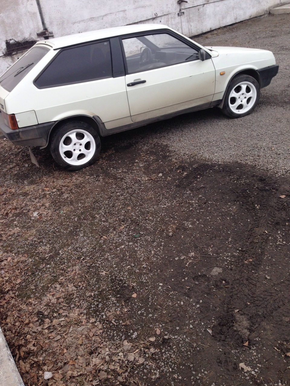 Приобретение шин — Lada 21088, 1,5 л, 1995 года | шины | DRIVE2