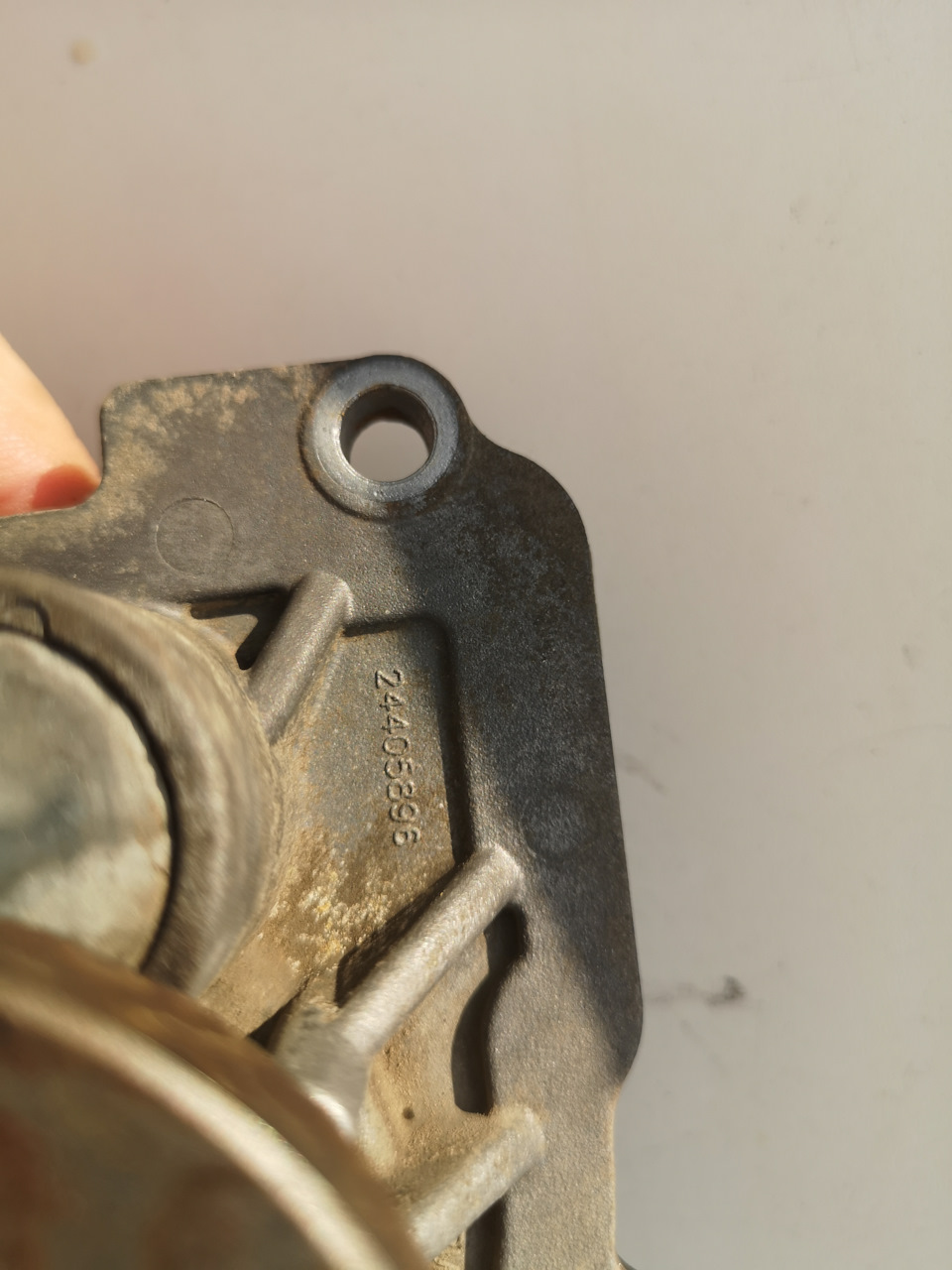 24405896 ПОМПА ВОДЯНАЯ AVEO, CRUZE 1,4-1,8 GM | Запчасти на DRIVE2