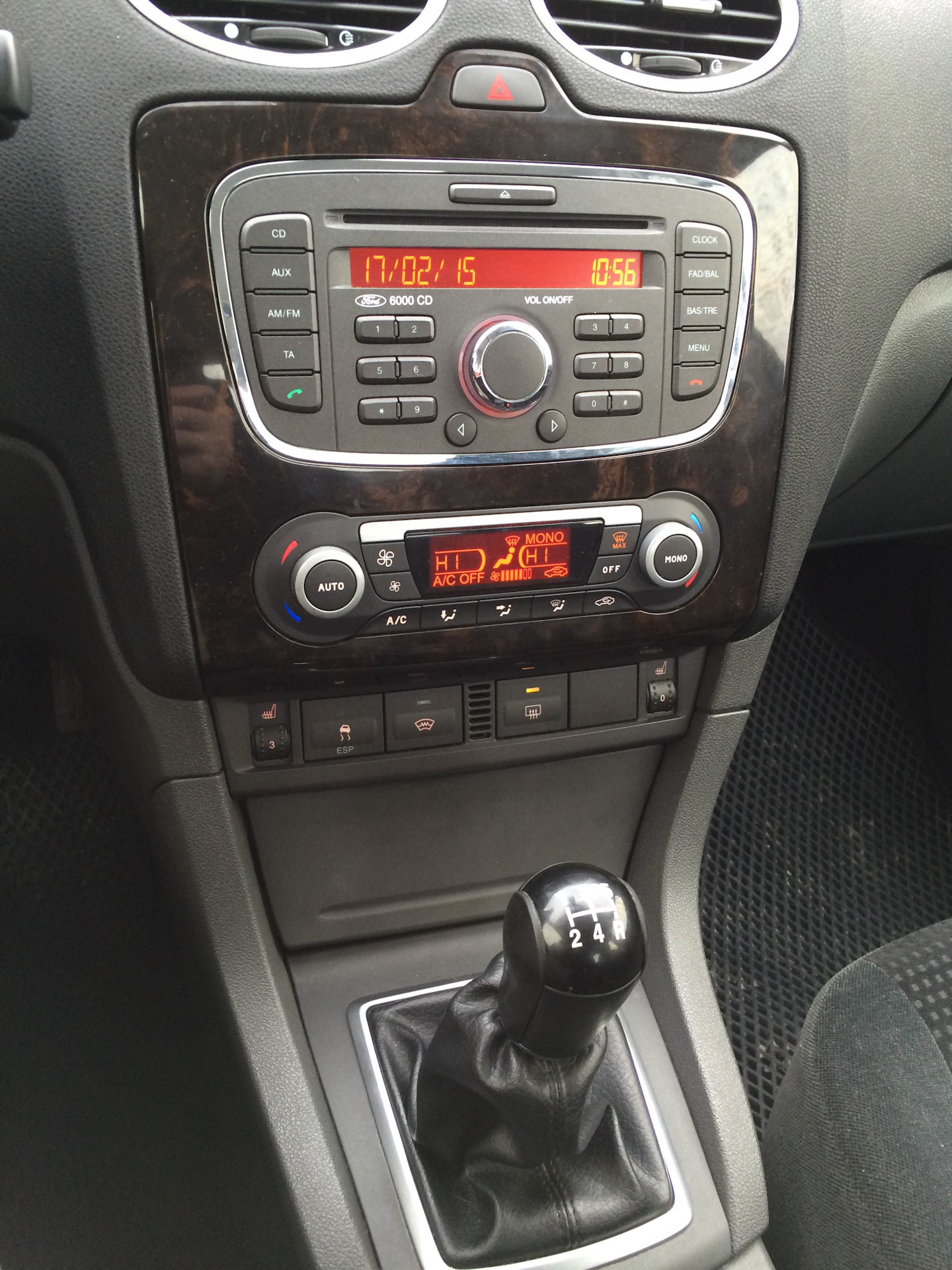 2. Premium Smoker's Pack (Lidded Ashtray & Cigar Lighter) — Ford Focus ...