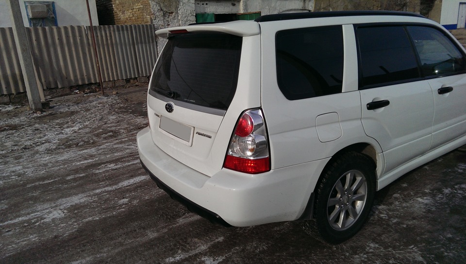 Установка спойлера — Subaru Forester (SG), 2 л, 2006 года | тюнинг | DRIVE2