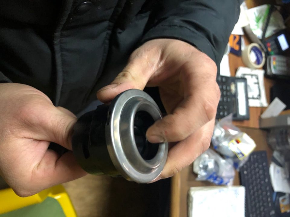 замена горловины easy fuel ford focus 2 — Ford Focus ST II, 2,5 л, 2008 ...