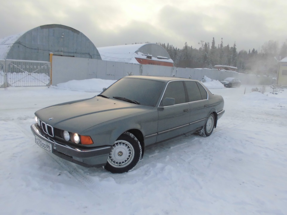Просто вымылись — BMW 7 series (E32), 3,4 л, 1987 года | фотография | DRIVE2