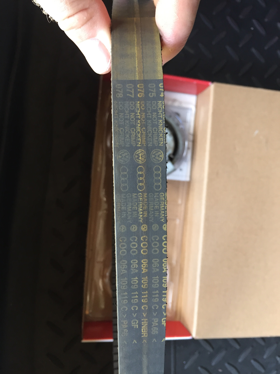 06A109119C РЕМЕНЬ ГРМ Z138 / 1.6-2.0 95~ VAG | Запчасти на DRIVE2