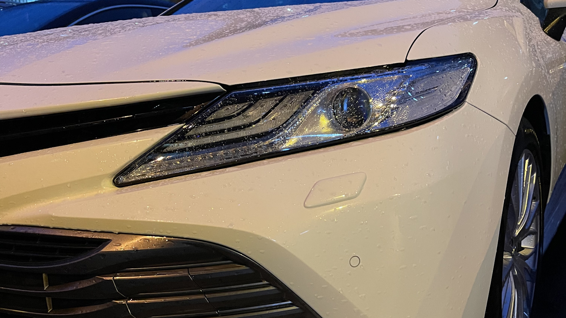 Toyota Camry (XV70) 2.5 бензиновый 2018 | 70 на DRIVE2