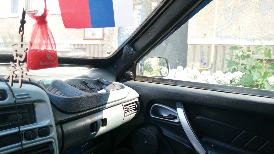 Стойки под твитеры — Lada 2114, 1,5 л, 2005 года | автозвук | DRIVE2