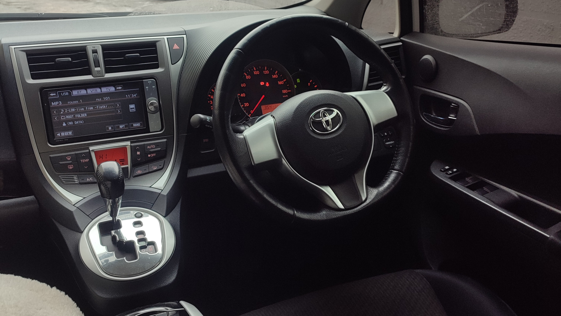 Toyota Ractis (2G) 1.5 бензиновый 2011 | Modellista 4WD на DRIVE2