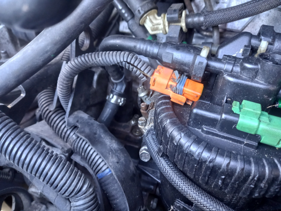 P1112 p1135, вроде бы нашёл — Peugeot 807, 2,2 л, 2003 года ...