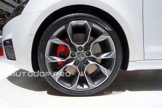 Выбор дисков на лето для Scout R18 или R19? — Skoda Octavia Scout A7 Mk3, 1,8 л, 2014 года ...