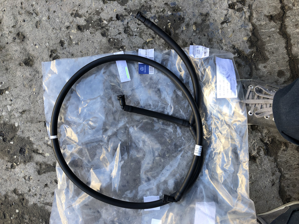 Бачек омывателя — Mercedes-Benz E-Class (W210), 3,2 л, 2000 года ...