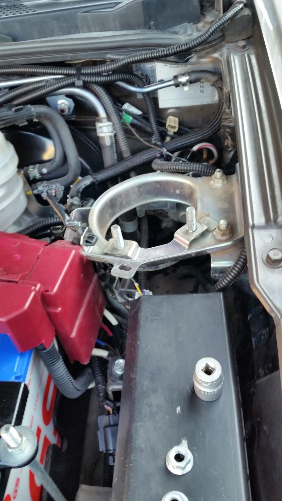 ТО 40. Топливный фильтр. — Mitsubishi Pajero Sport (2G), 2,5 л, 2012 ...