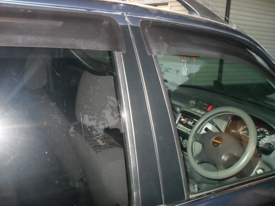 Пленка на стойку двери — Honda CR-V (RD1/RD2), 2 л, 1996 года ...