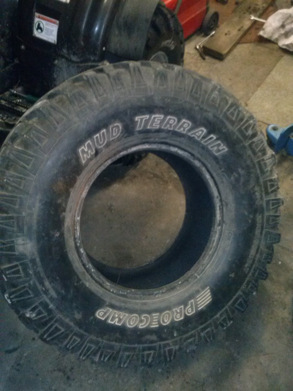 Продам резину PRO COMP 33" 12.5 R-15 — УАЗ 31512, 2,9 л, 1999 года ...