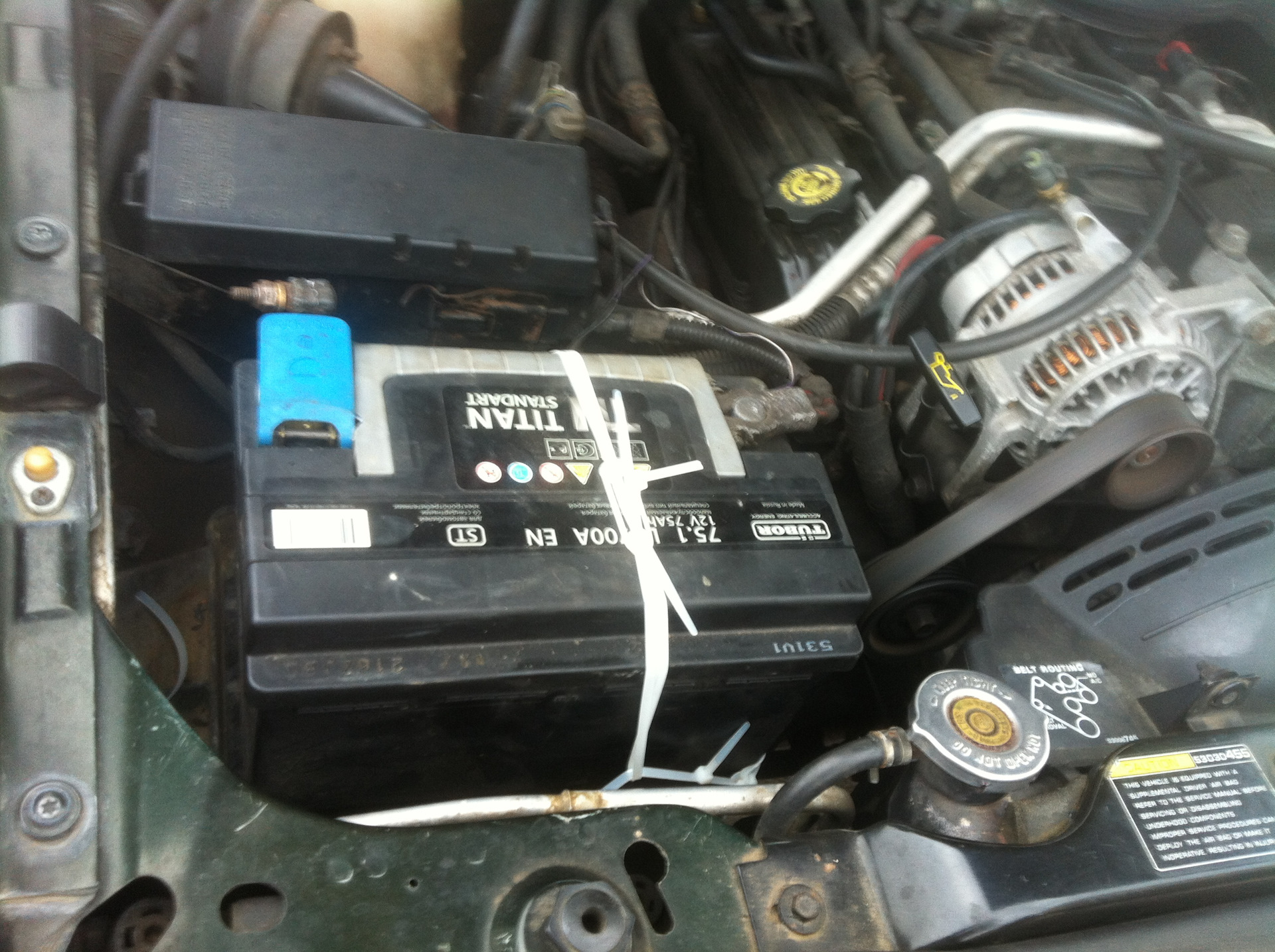 Зарядил аккумулятор. — Jeep Grand Cherokee (ZJ), 5,2 л, 1995 года ...