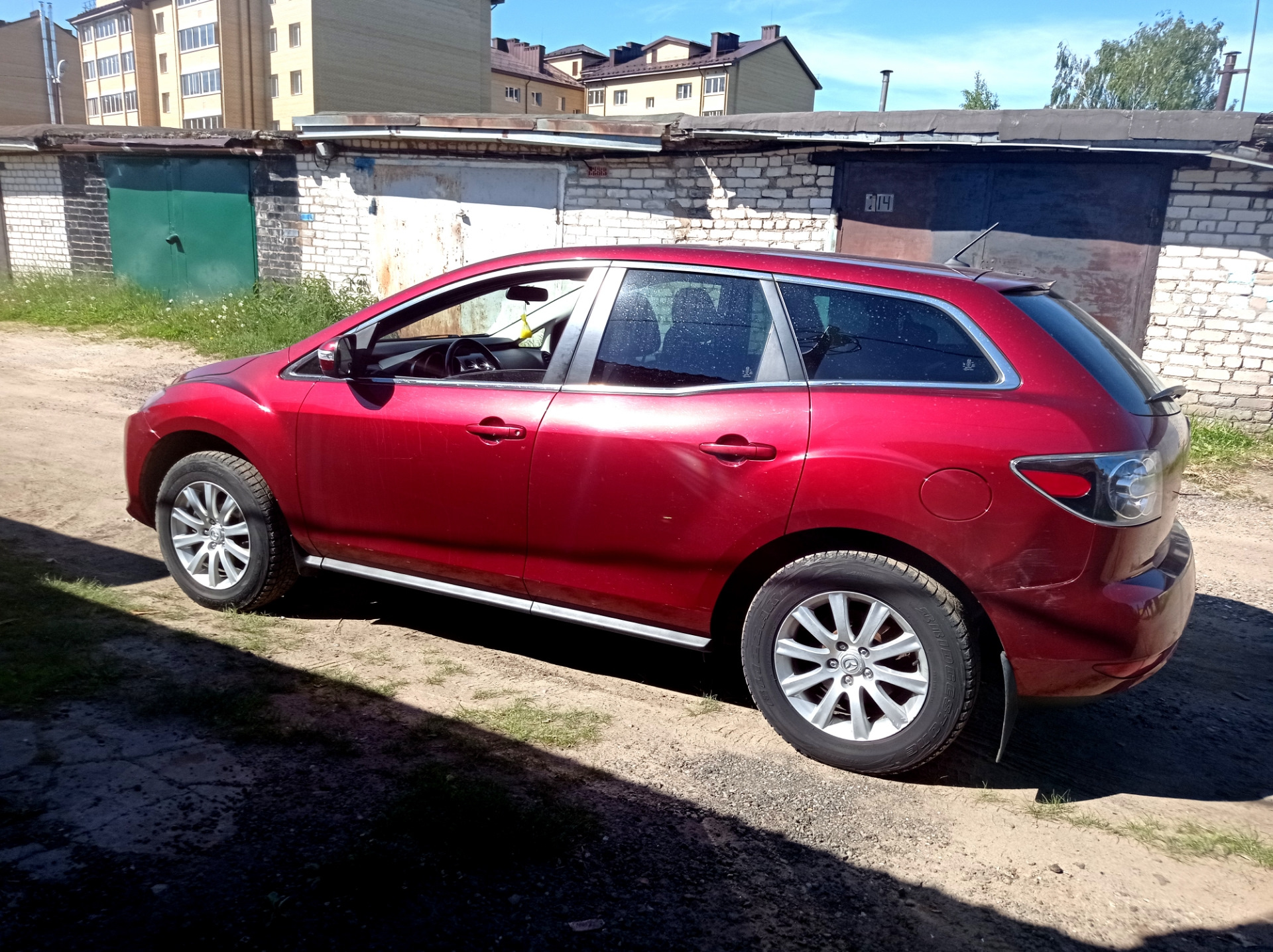 Меняем обувь)) — Mazda CX-7, 2,5 л, 2011 года | колёсные диски | DRIVE2