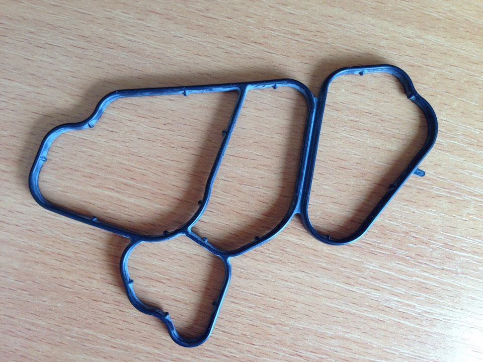 Замена прокладок вакуумного насоса, маслостакана и теплообменника ...