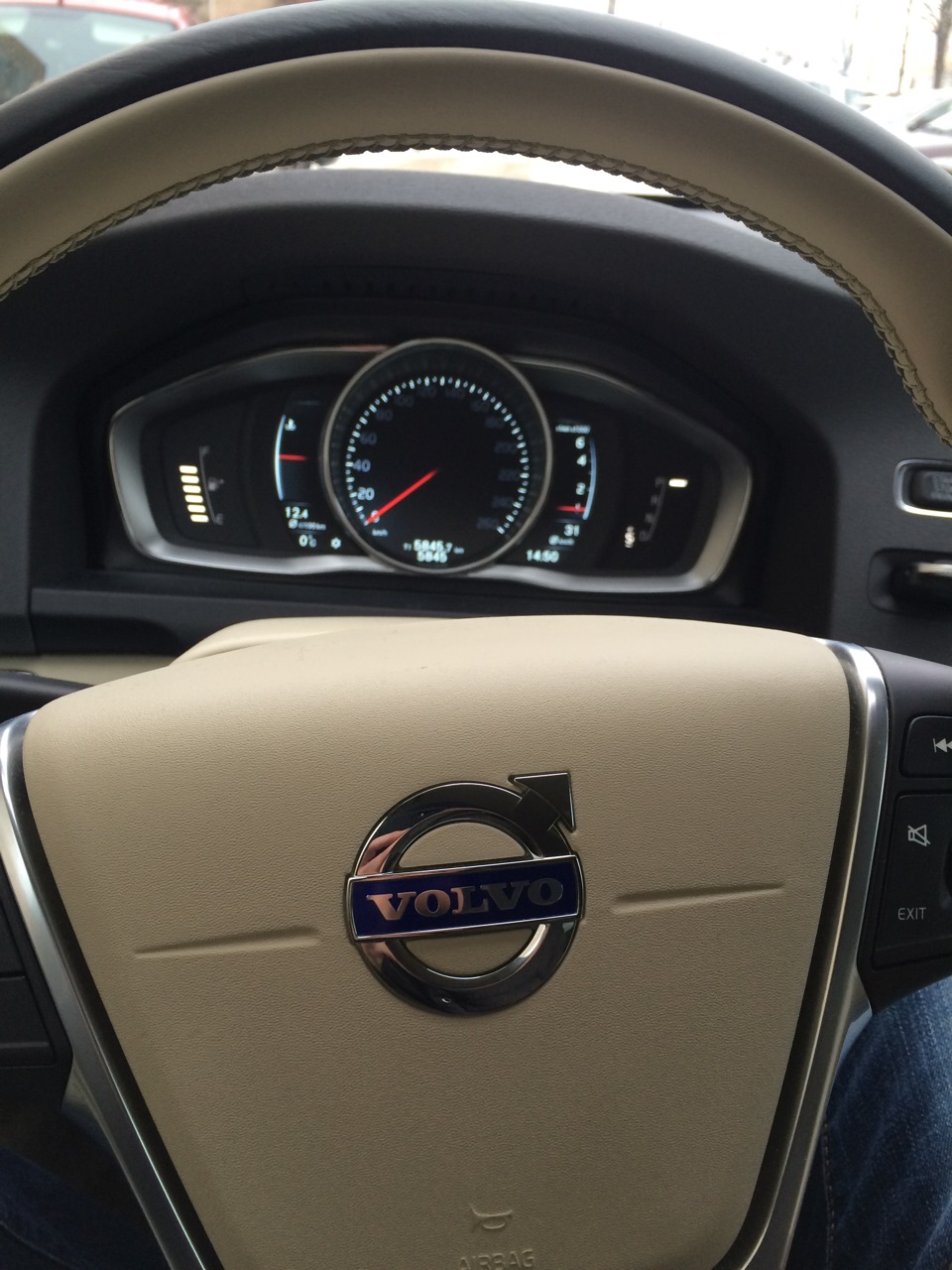 Volvo S60 Drive-e — DRIVE2