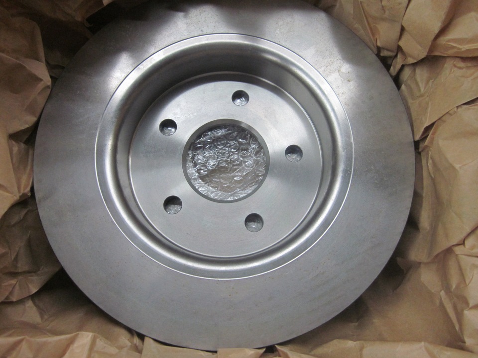 Brake discs & brake pad kit rear — Ford Focus Sedan III, 1,6 л, 2012 ...