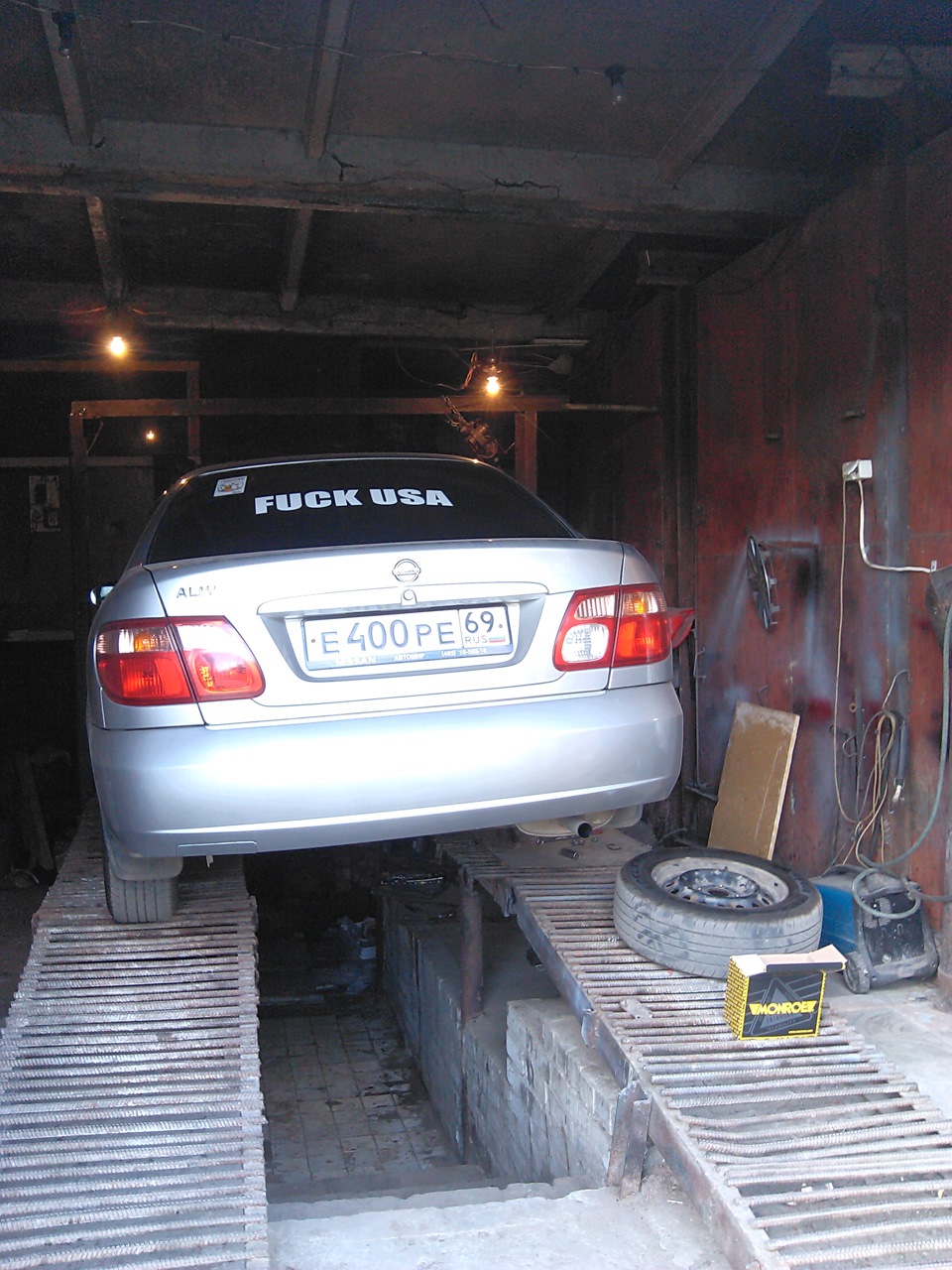 Полетели задние стойки. — Nissan Almera II (N16), 1,5 л, 2005 года | поломка | DRIVE2