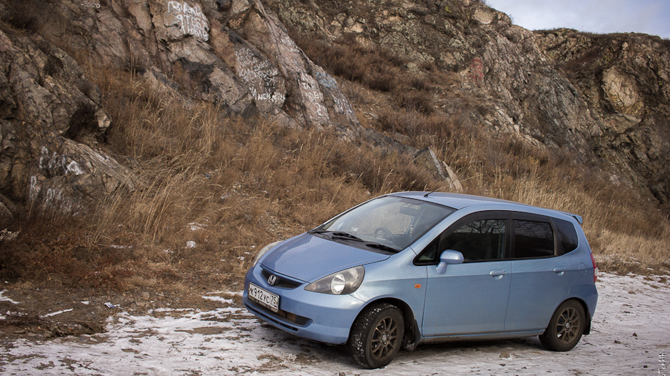 Honda Fit (1G) 1.3 бензиновый 2001 | на DRIVE2