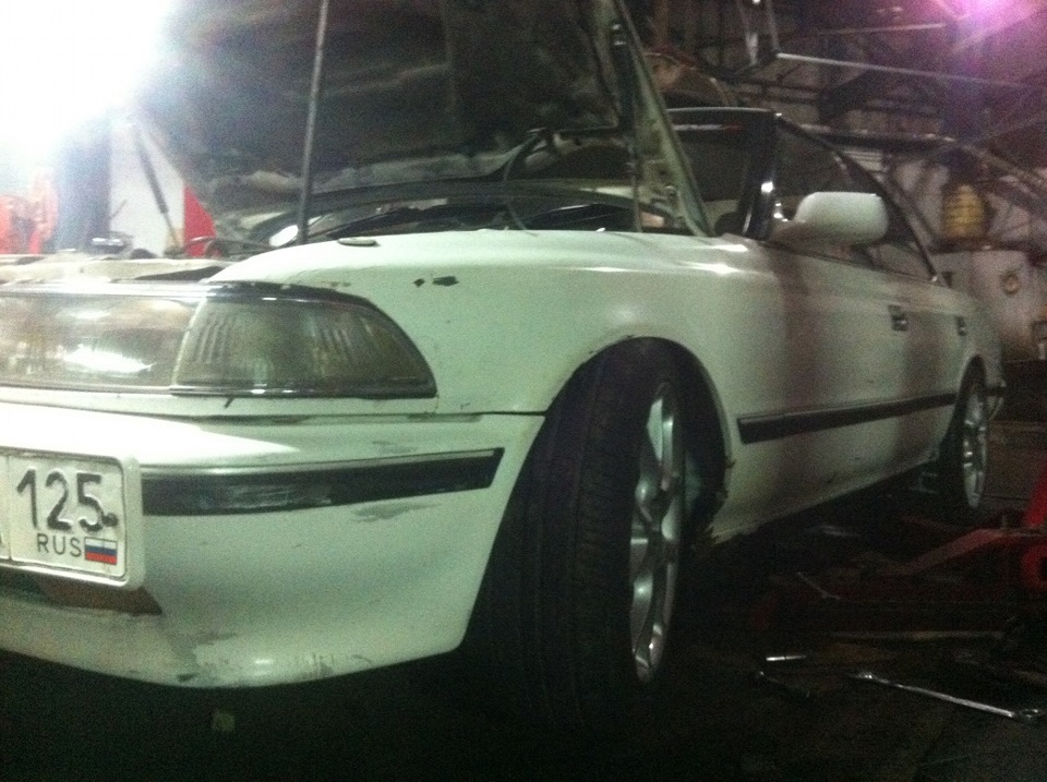 Начало (день второй) — Toyota Mark II (80), 2 л, 1990 года | тюнинг | DRIVE2