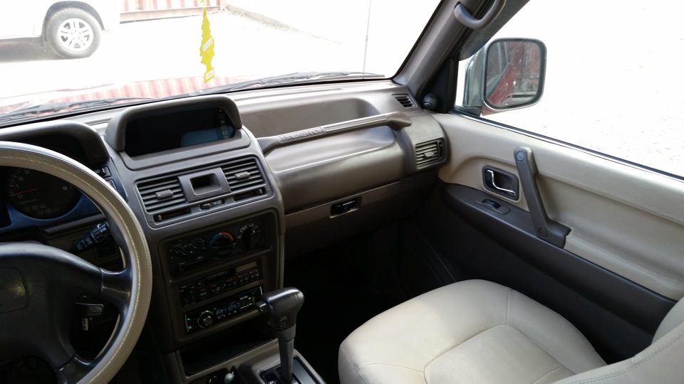Салон паджеро спустя два года — Mitsubishi Pajero (2G), 3 л, 1999 года ...