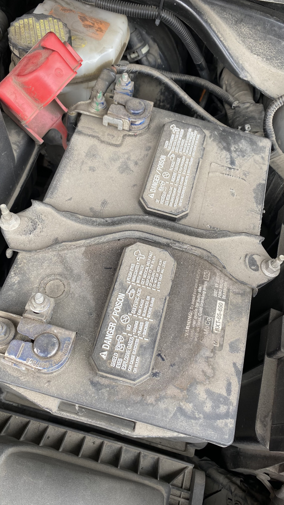 Аккумулятор умер. — Ford Explorer (5G), 3,5 л, 2018 года | электроника ...