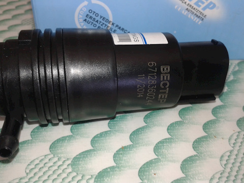 67128360244 Насос стеклоомыв./бачок жидкости BMW | Запчасти на DRIVE2