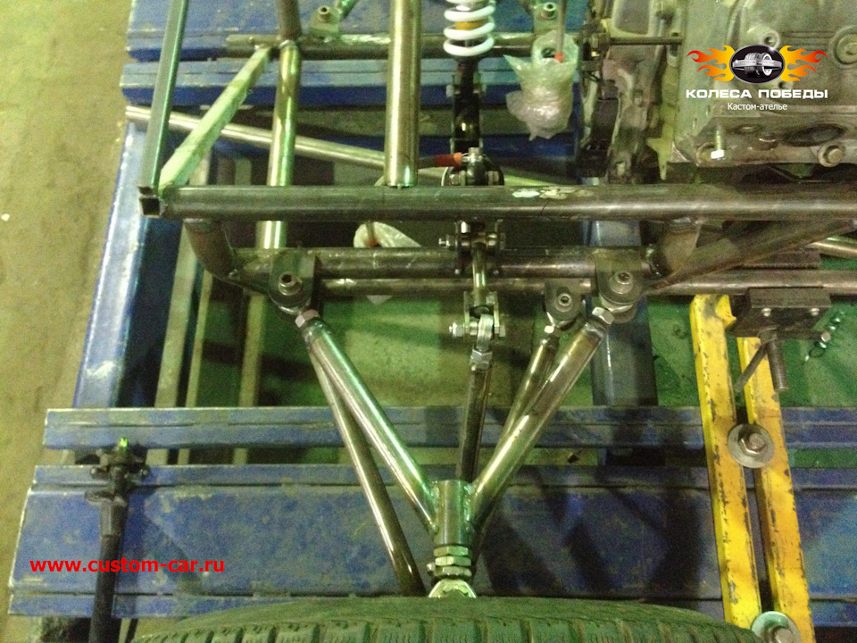 И вот внимание)))) на передней подвеске появились они! Амортизаторы ...