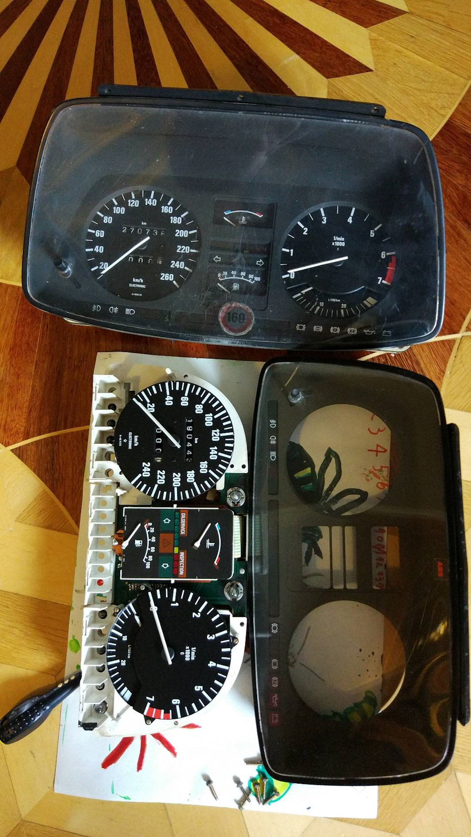 Совет по щитку приборов, приборка — BMW 7 series (E23), 2,8 л, 1984 ...