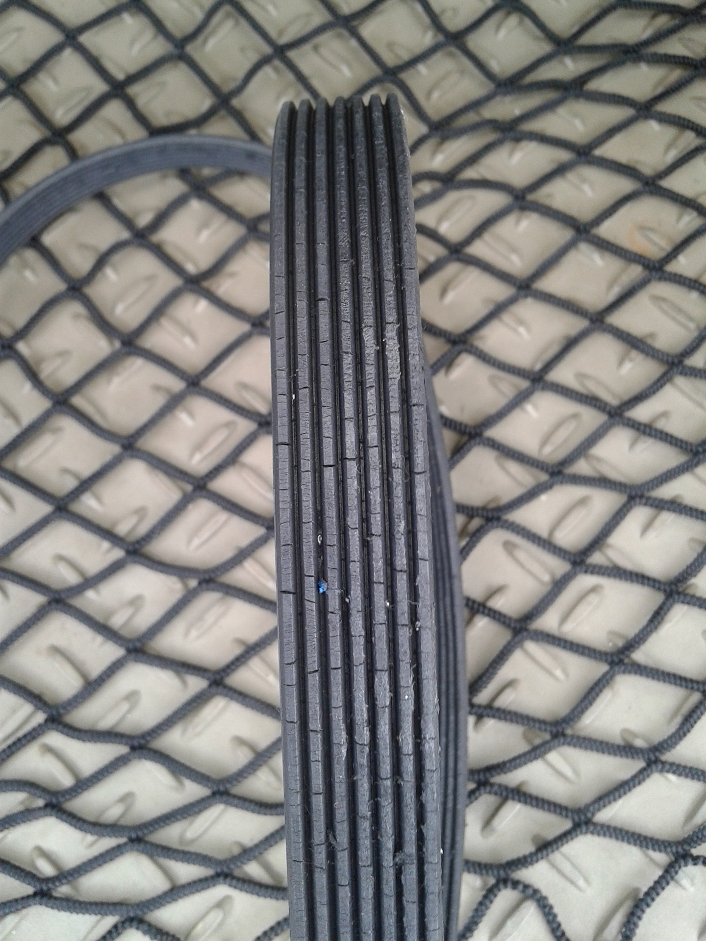 #Ремень_в_семь_полосок — Toyota Harrier (1G), 2,4 л, 2001 года ...