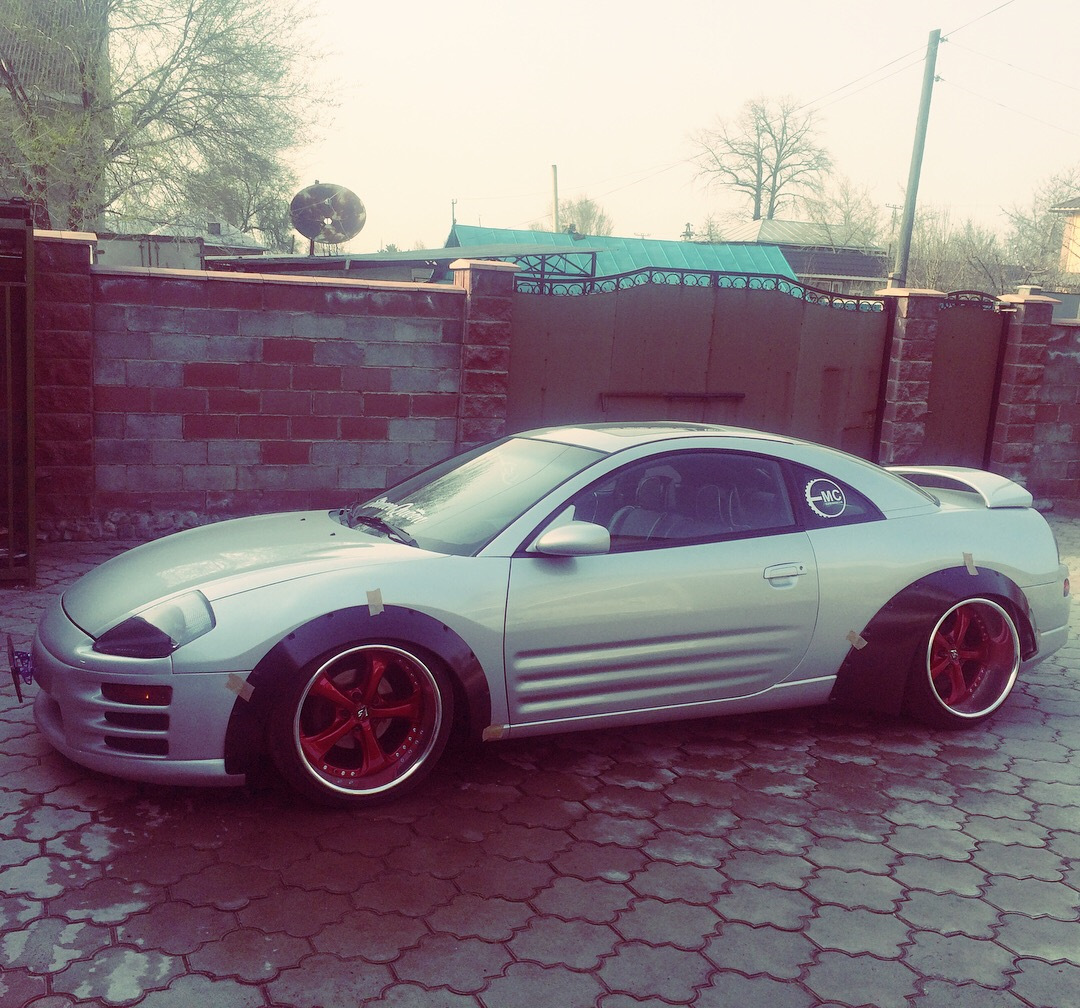 Новая оптика и расширение от Clinched — Mitsubishi Eclipse (3G), 2,4 л, 2002 года | тюнинг | DRIVE2