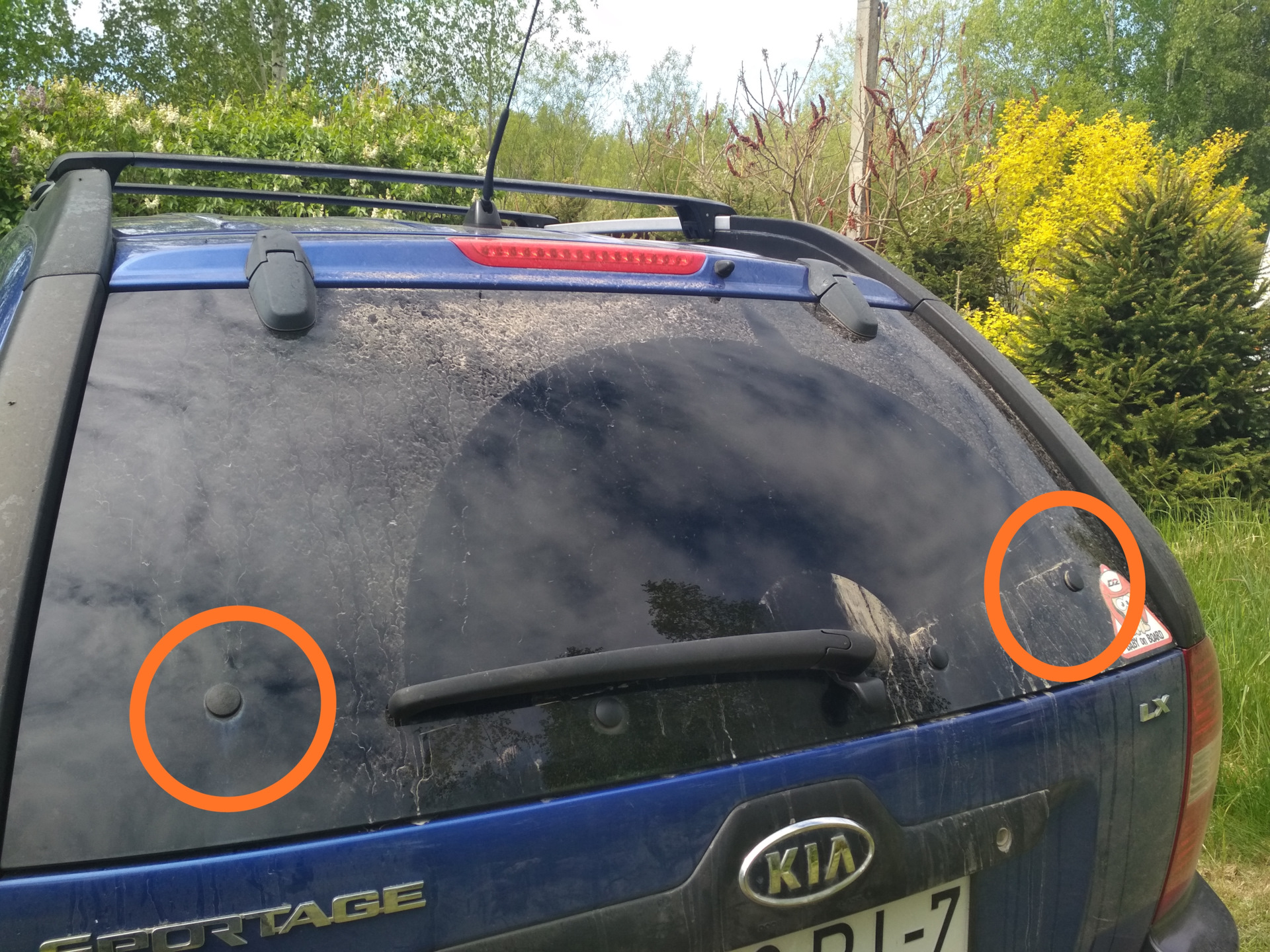 Болты заднего стекла Киа Спортейдж 2 — KIA Sportage (2G), 2 л, 2004 ...