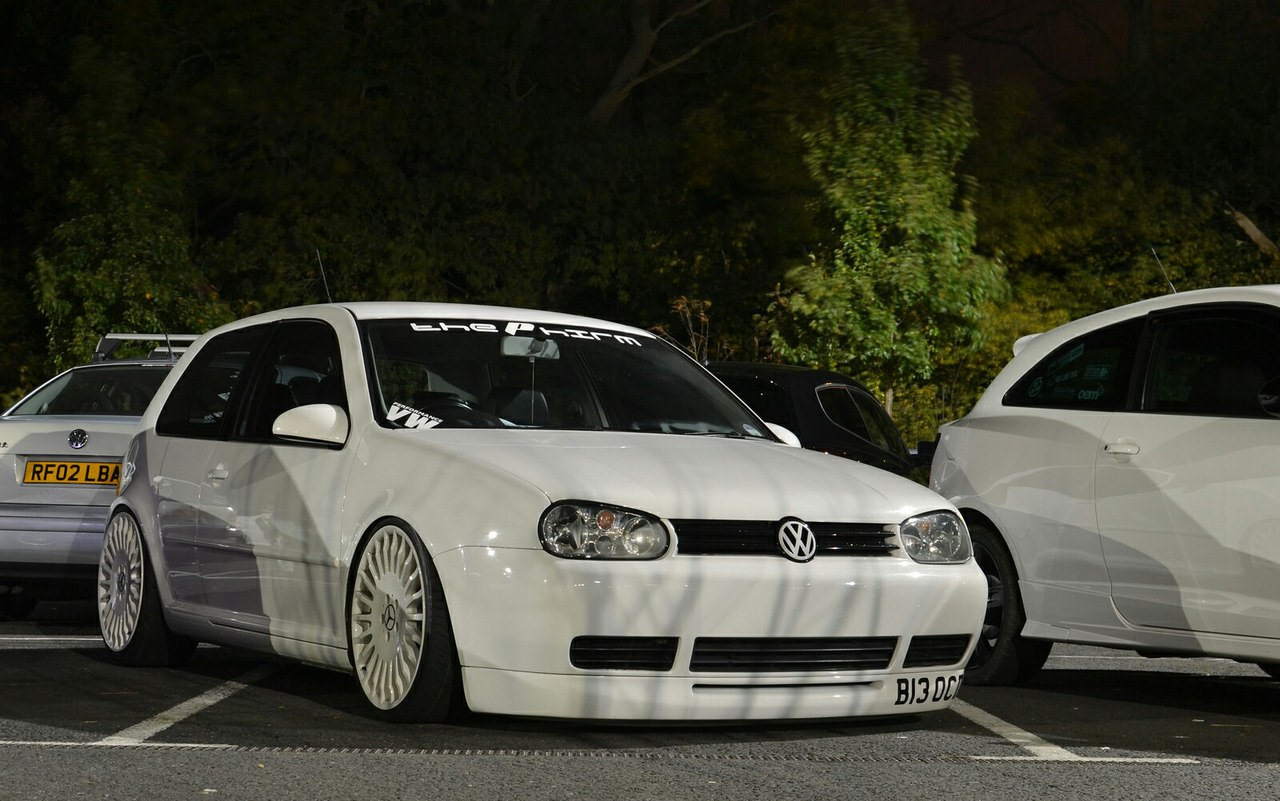 Обвес часть 1, Юбки передняя и задняя) — Volkswagen Golf Mk4, 1,9 л., 2001 года | тюнинг | DRIVE2