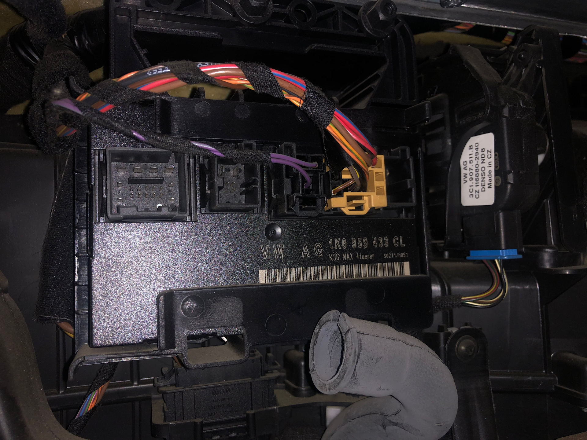 VW EOS Замена Блока BCM — J519 Retrofit — Volkswagen Eos, 2 л, 2007 ...