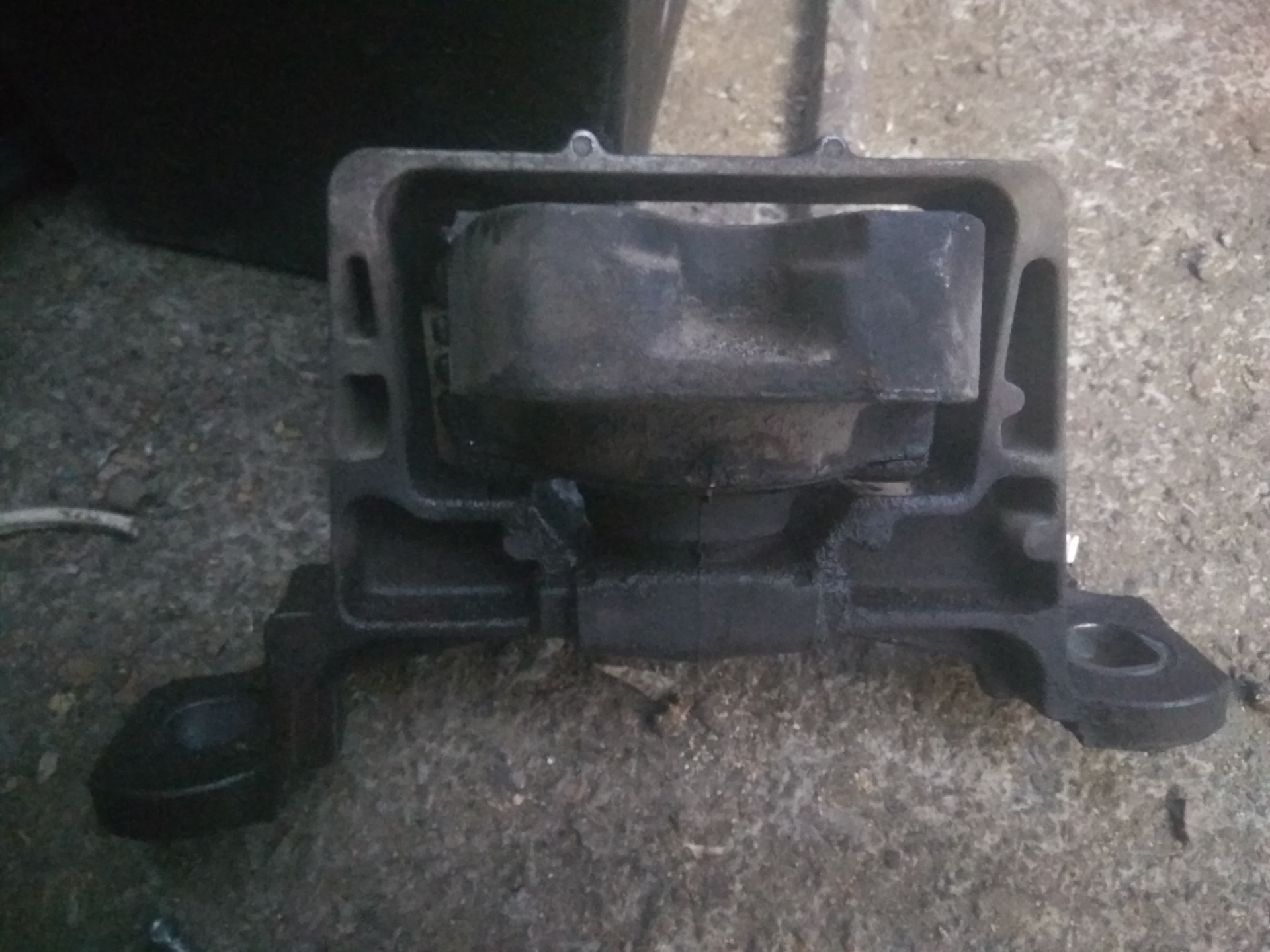 Борьба с вибрацией при ускорении и не только — Ford Focus Sedan II, 1,6 ...