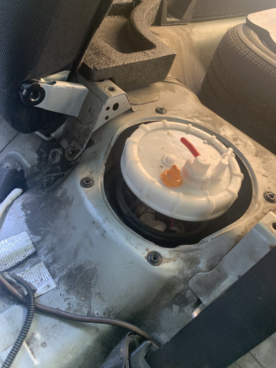 Замена топливного фильтра (HONDA 17048-SNA-010) и бензонасоса (HKT GIP ...