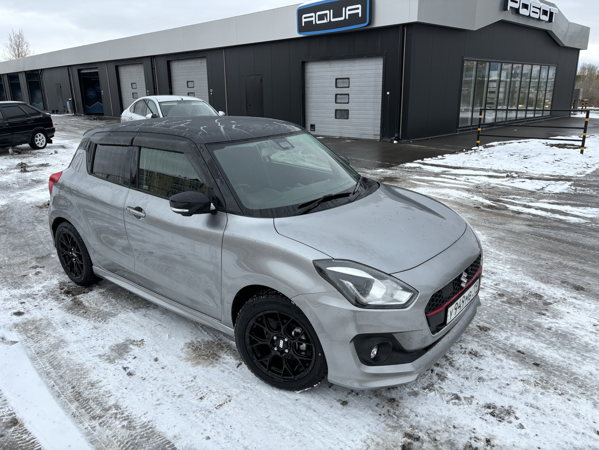 Переобули или завершенный вид — Suzuki Swift (4G), 1 л, 2018 года ...