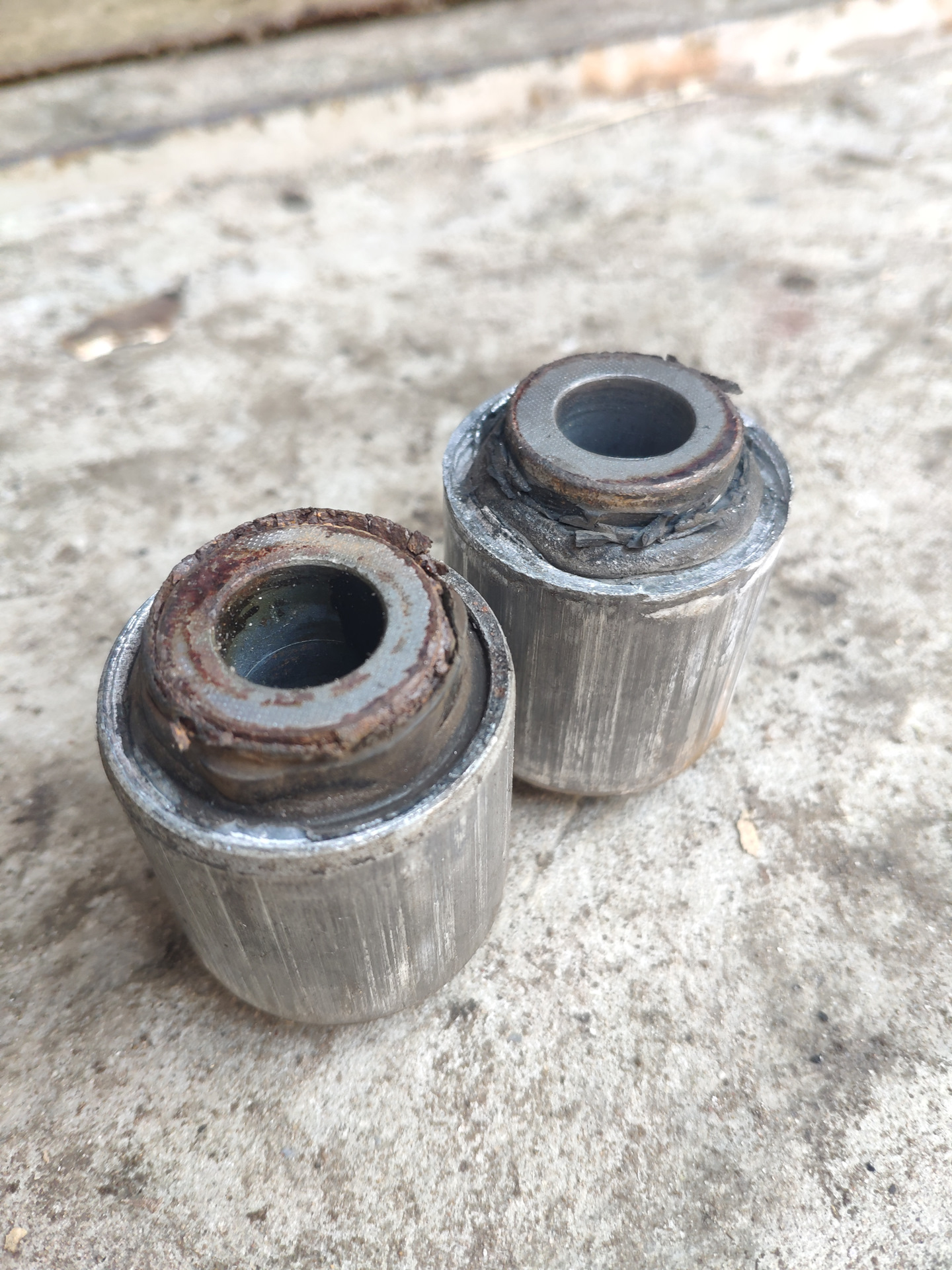 Замена сайлентов задней подвески — Renault Koleos (1G), 2 л, 2008 года ...