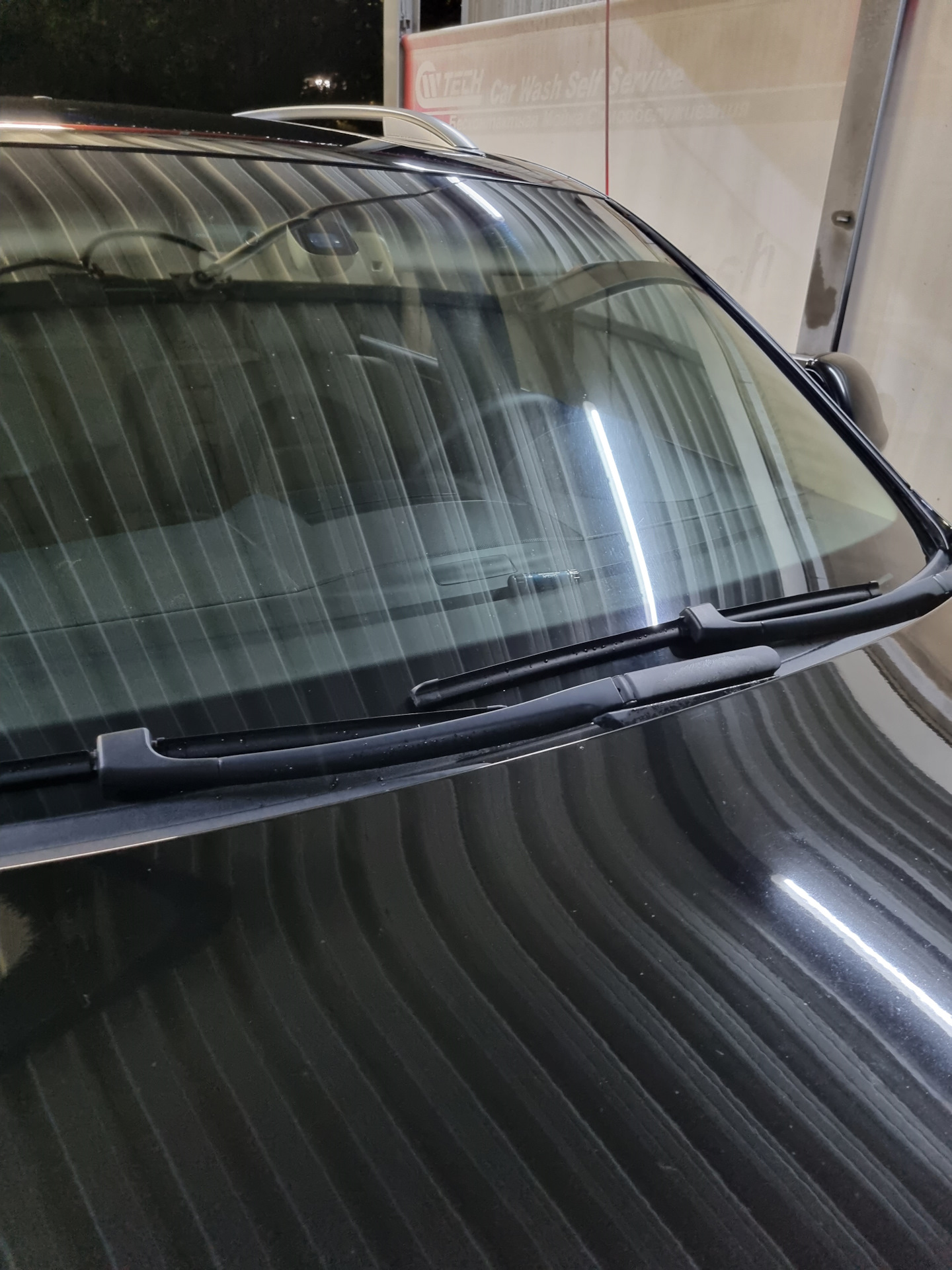 Колпачки поводков стеклоочистителя — Volkswagen Touareg (1G), 3 л, 2007 ...