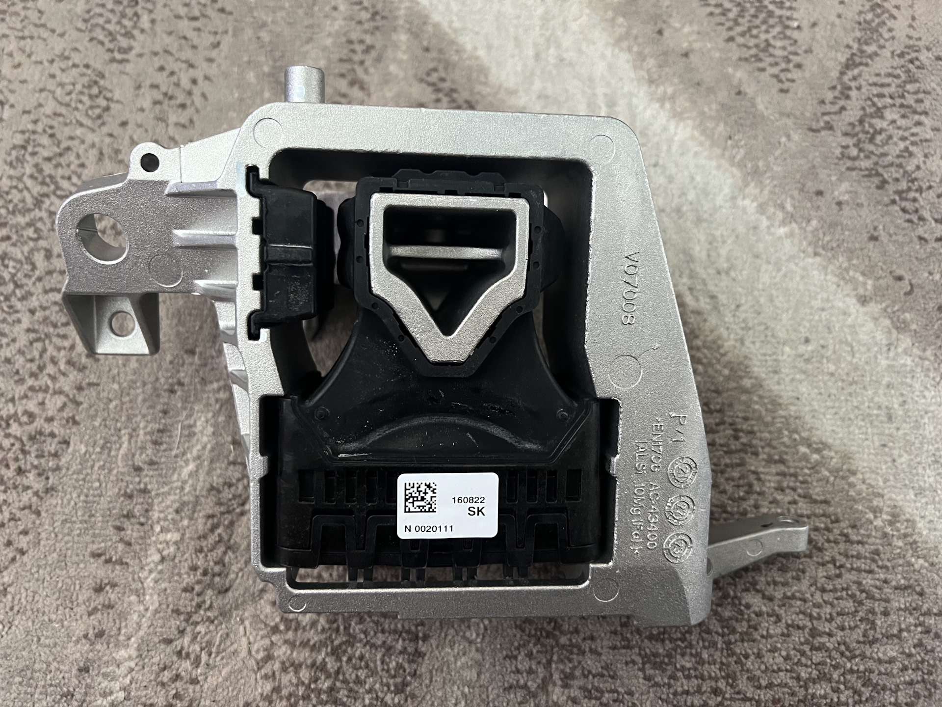 Замена правой подушки двигателя — MINI Cooper S Mk III, 2 л, 2018 года ...