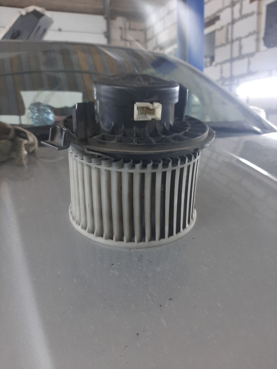 ( Замена Моторчика Печки Luzar и Шлангов Отопителя 770.222 км ) — Nissan Tiida (1G), 1,8 л, 2007 ...