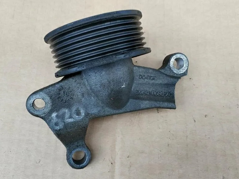 Выбор приводного ремня — Ford Focus Hatchback II, 2 л, 2010 года ...