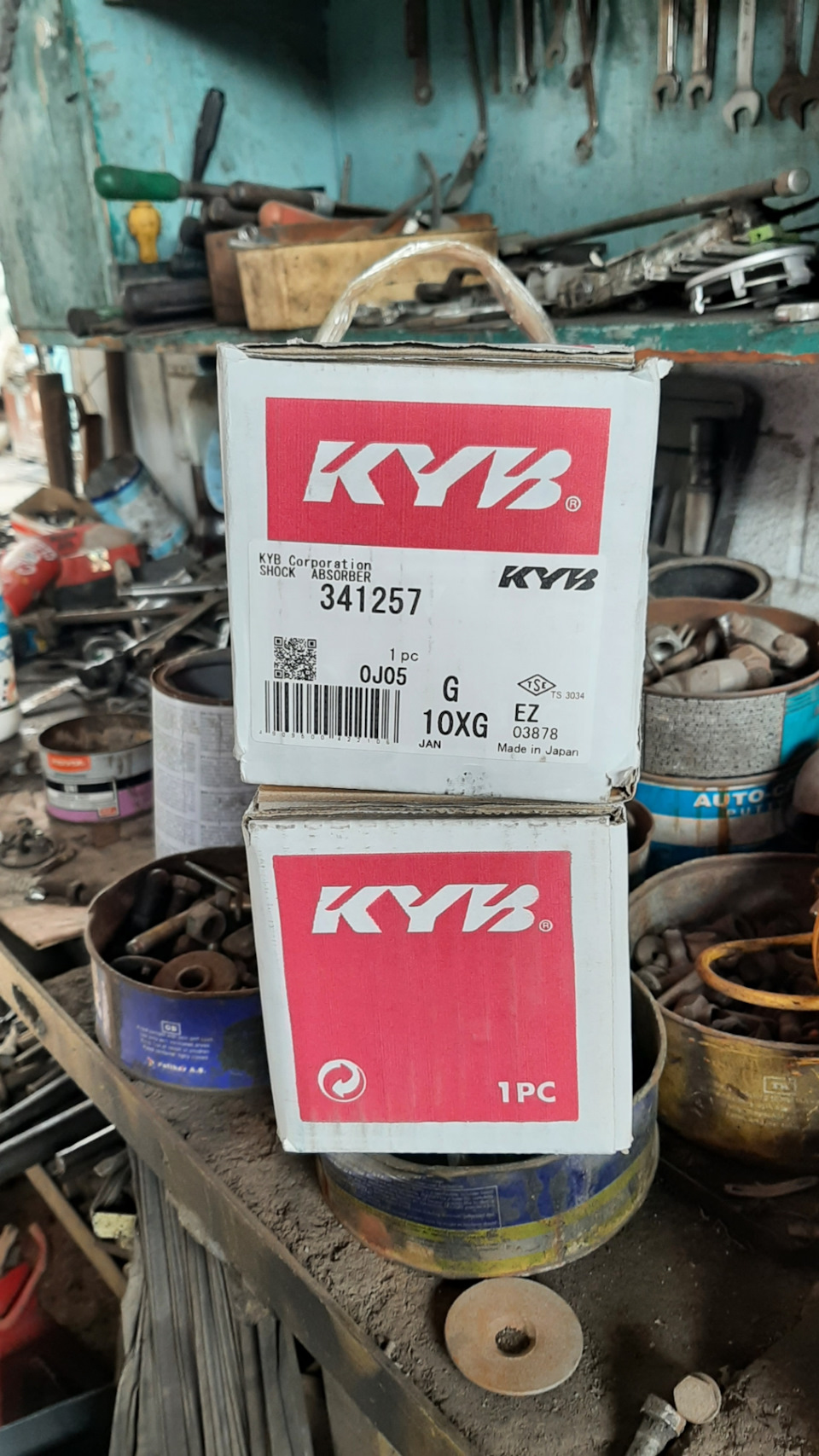 Замена передних аммортизаторов — Honda Odyssey (2G), 2,3 л, 2000 года ...