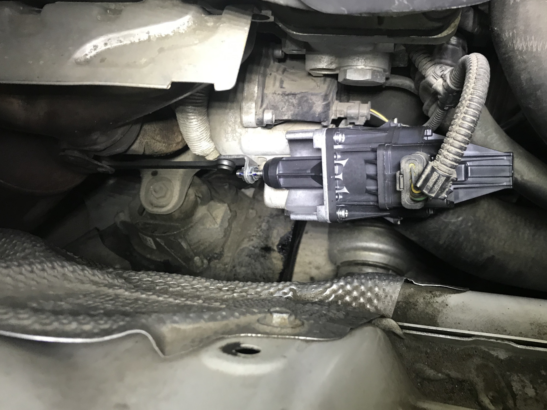 Ошибки сервопривода123432 и как следствие 120408, , двигатель N20 — BMW ...